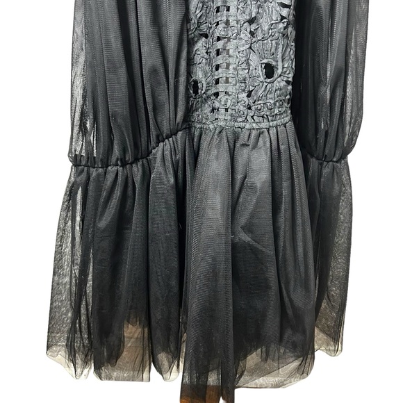 AKIRA | Tops | Akira Avant Garde Black Tulle Lace Zip Overlay Duster ...